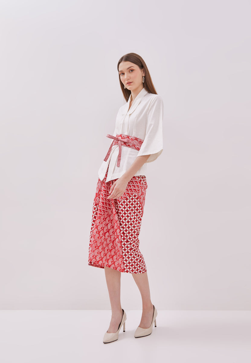 Linen Kebaya Top – ANS.EIN