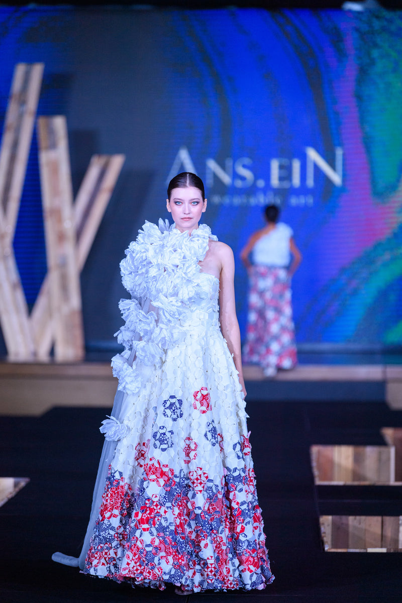 HEXAGON Ball Gown Dress – ANS.EIN